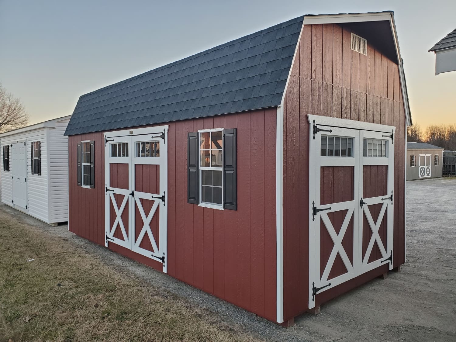 10-x-20-x-7-tall-wood-barn-valley-structures